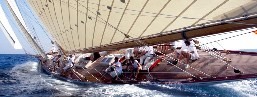 SEAMSAILS – Diseño y fabricación de velas de crucero. Tapicería náutica